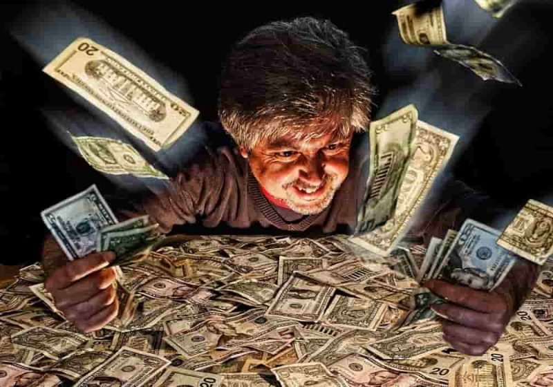 Ketamakan - Keinginan Tak Terkendali Atas Materi dan Contohnya