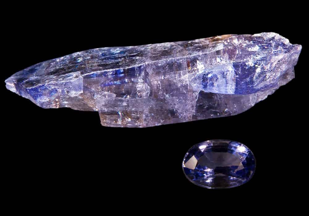 Tanzanite adalah Batu Permata Langka Berwarna Biru dan Keunguan