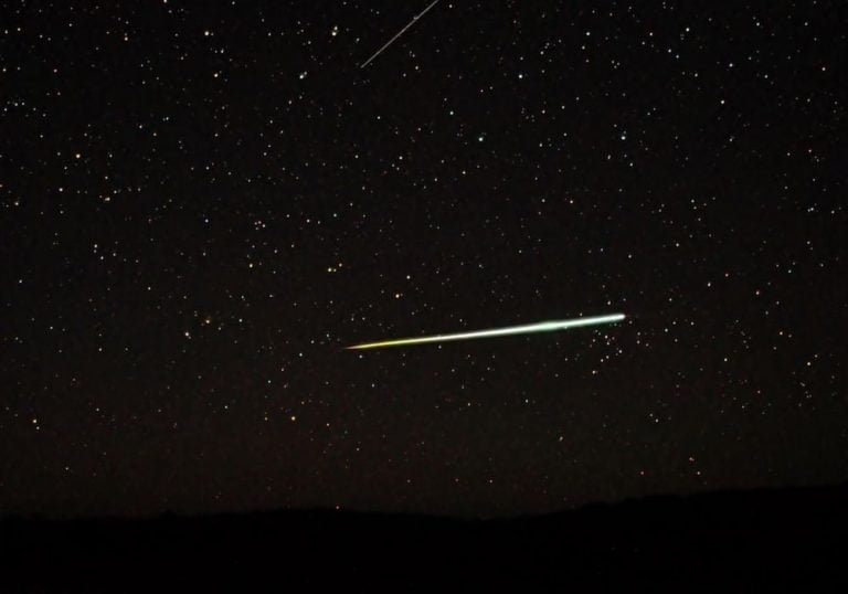 Meteor, Meteorit, Meteoroid - Perbedaan, Contoh Kawah Tabrakan